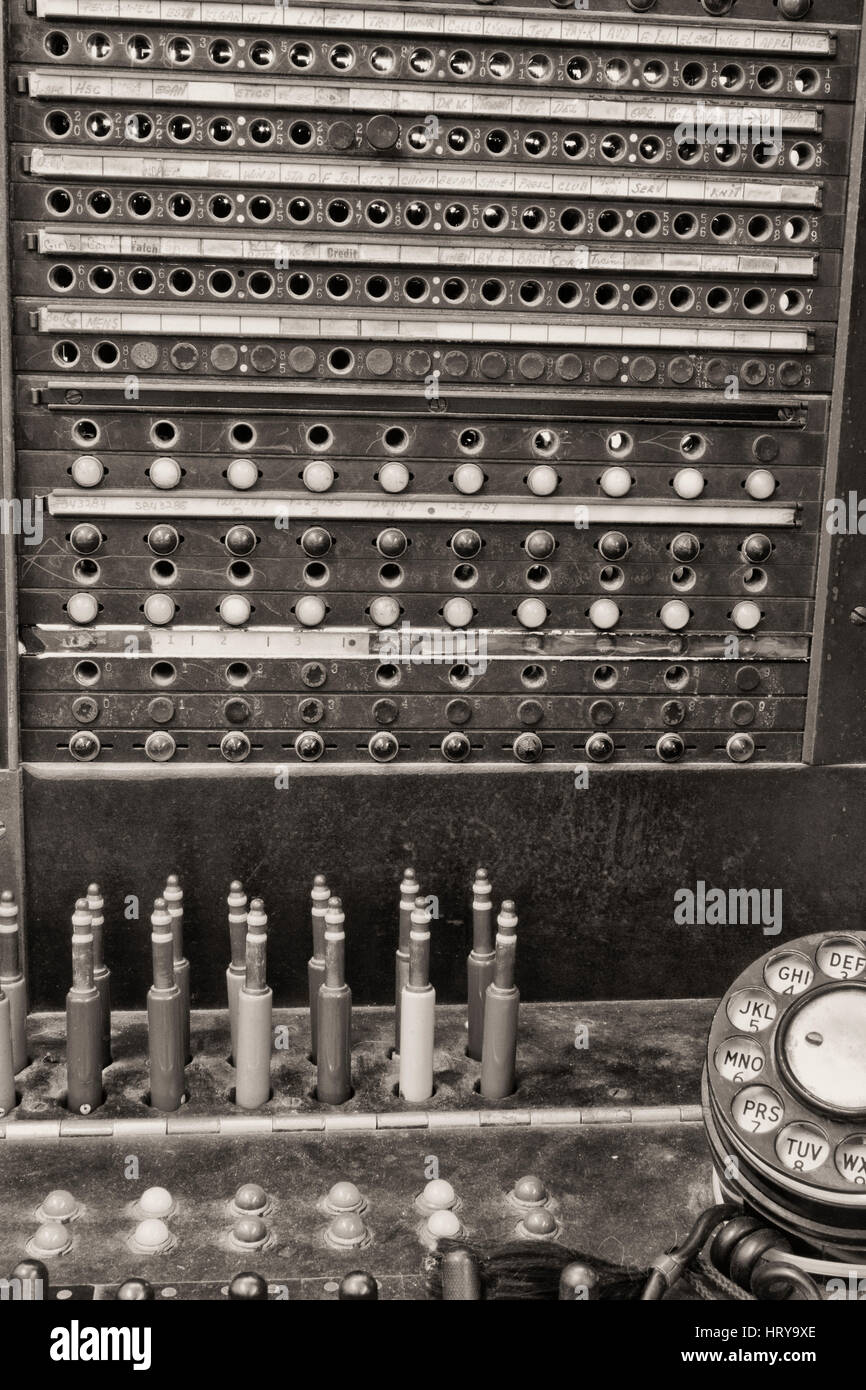 Standardiste central telephone Banque de photographies et d’images à ...
