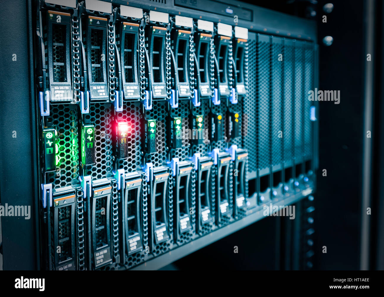 Serveur informatique Banque de photographies et d’images à haute résolution - Alamy