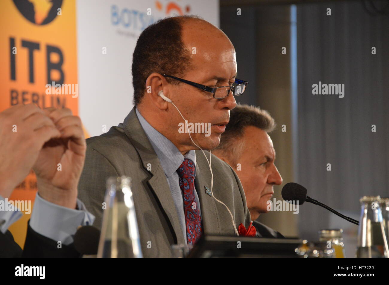 Tshekedi khama ii Banque de photographies et d’images à haute ...