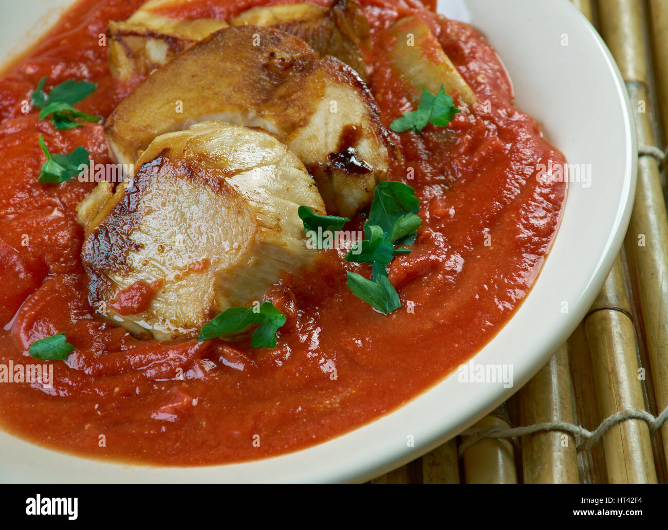 Kaeng Phed Ped Yang - Curry de canard rôti Photo Stock - Alamy