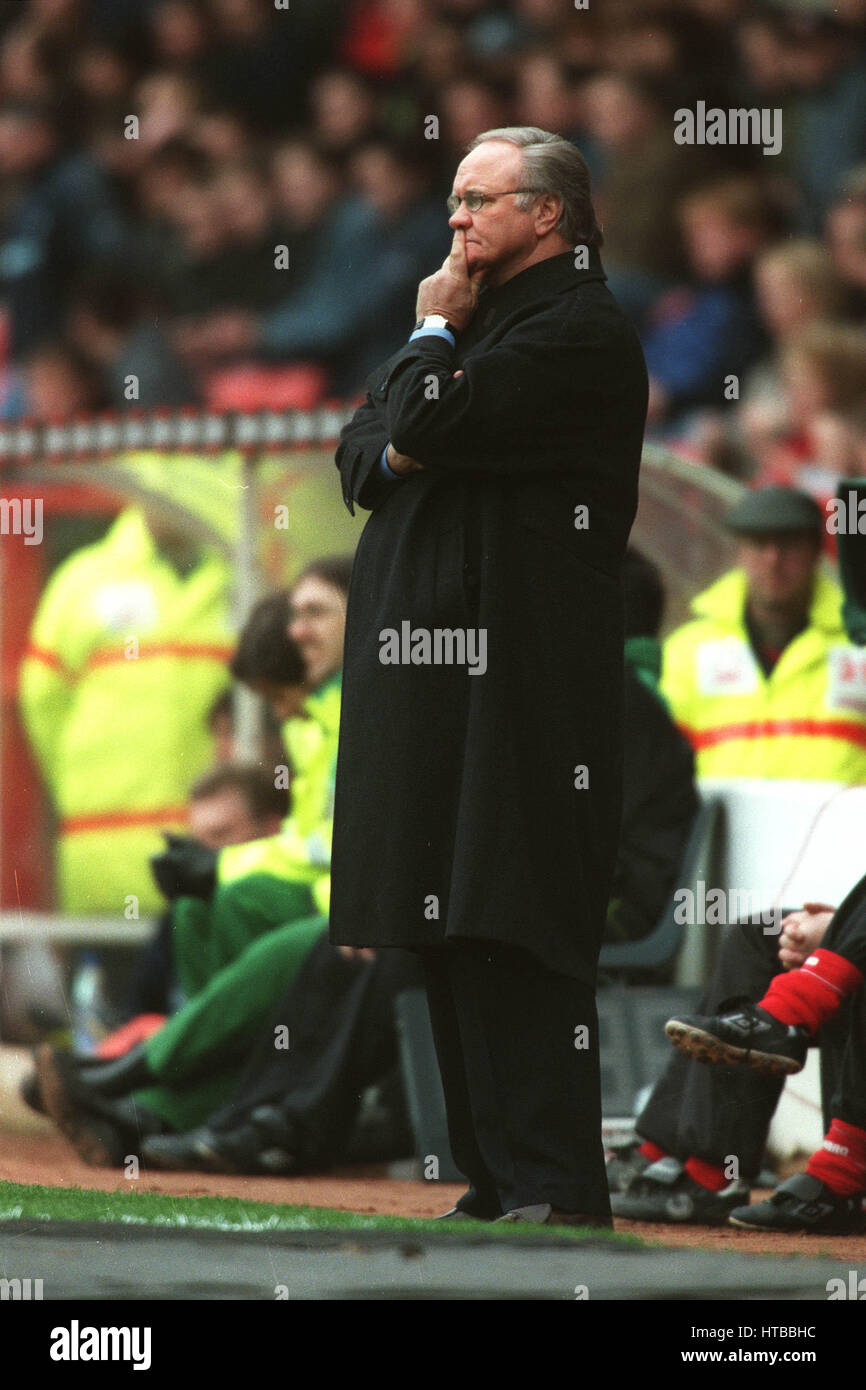 Nottingham forest team group Banque de photographies et d’images à ...