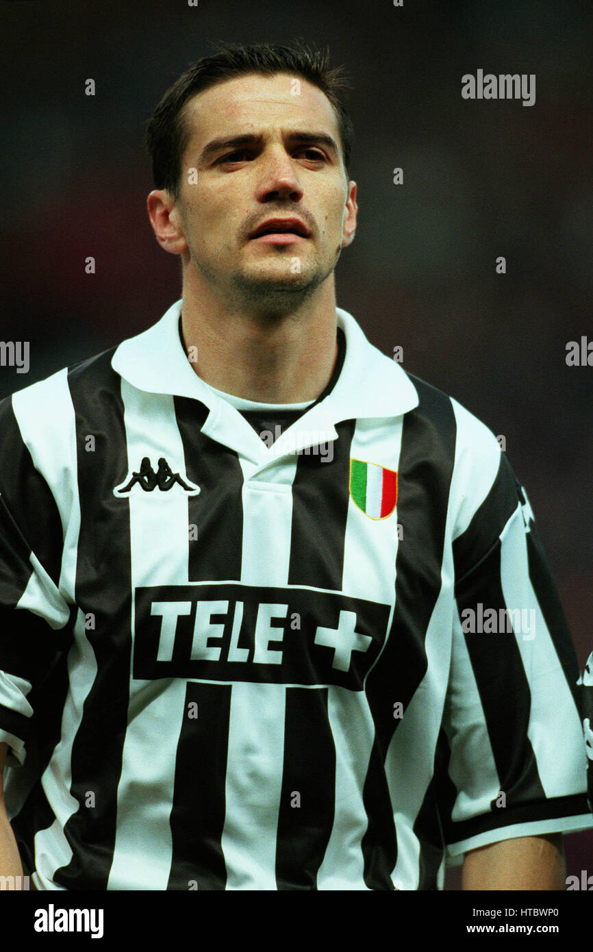 Zoran mirkovic Banque de photographies et d’images à haute résolution ...