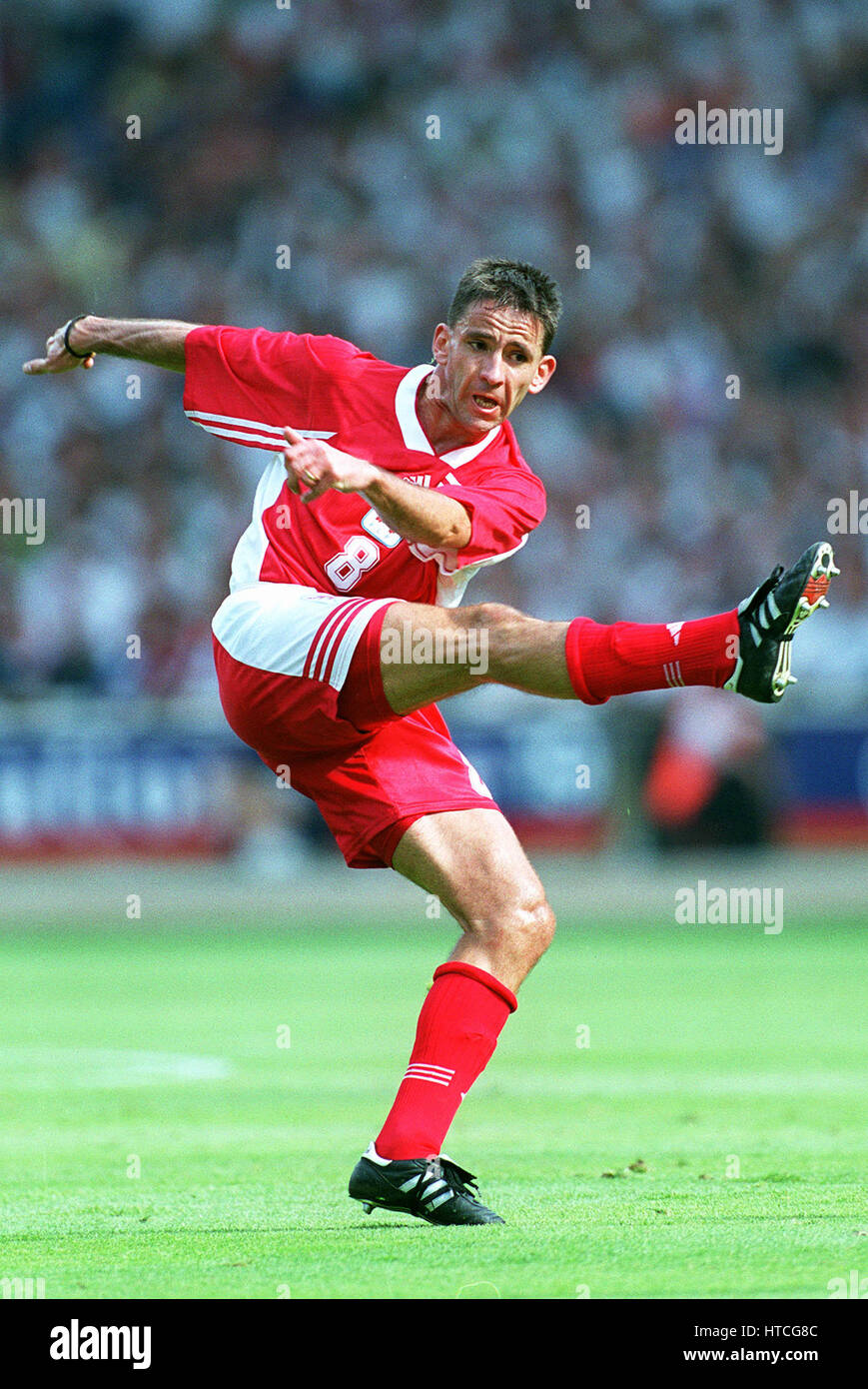 Jean vanek Banque de photographies et d’images à haute résolution - Alamy