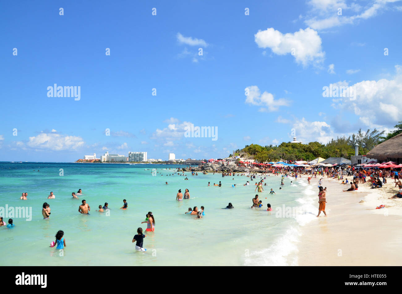 La population locale sur Beach Cancun Mexique Photo Stock - Alamy