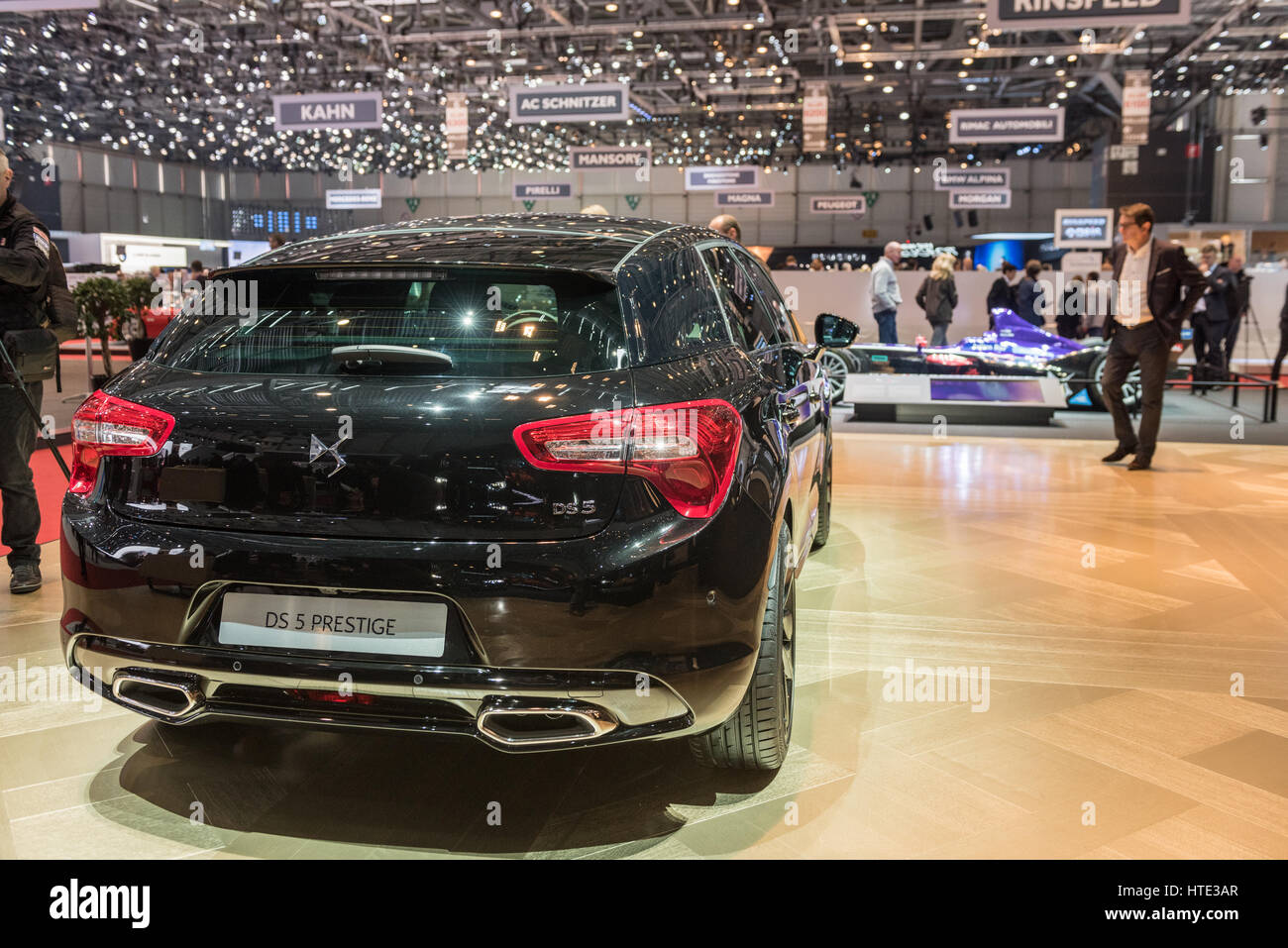 Citroen Ds5 Prestige Banque d'image et photos - Alamy