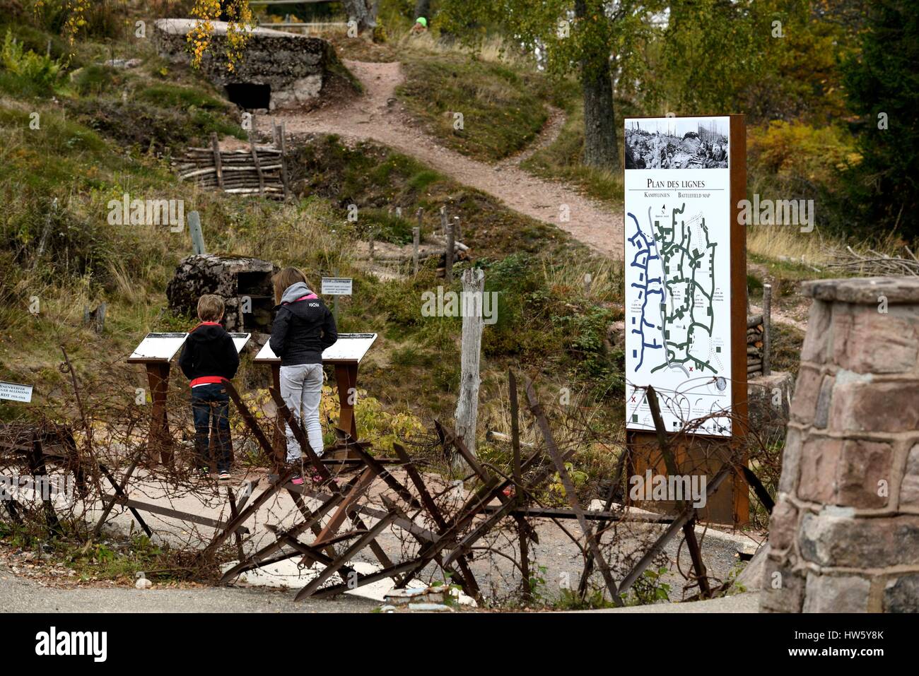 France, Alsace, Orbey, le Col du linge, Memorial Museum et le champ de ...