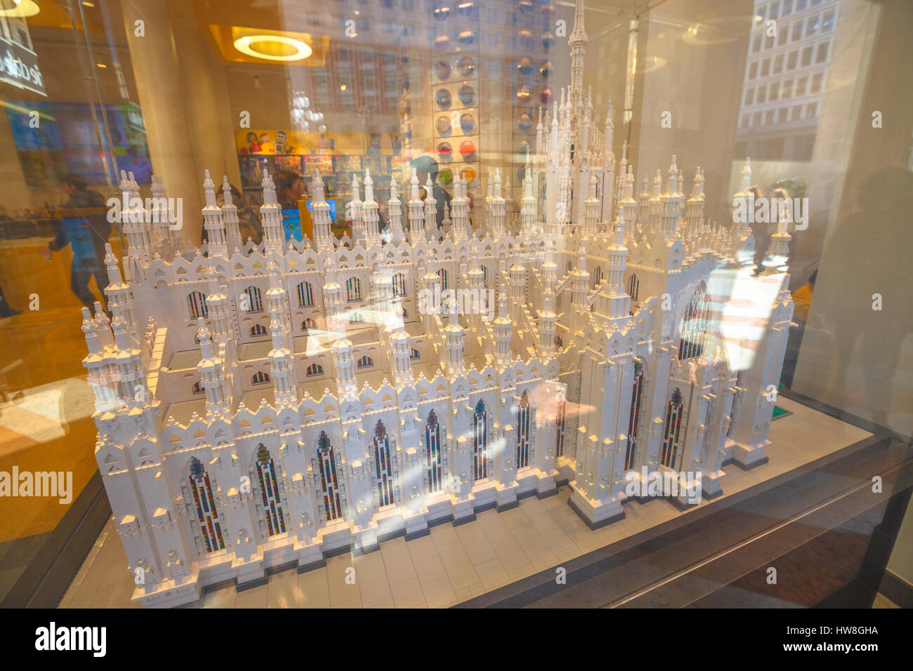Milan, Italie - 7 mars 2017 : modèle de construction en blocs Lego de ...