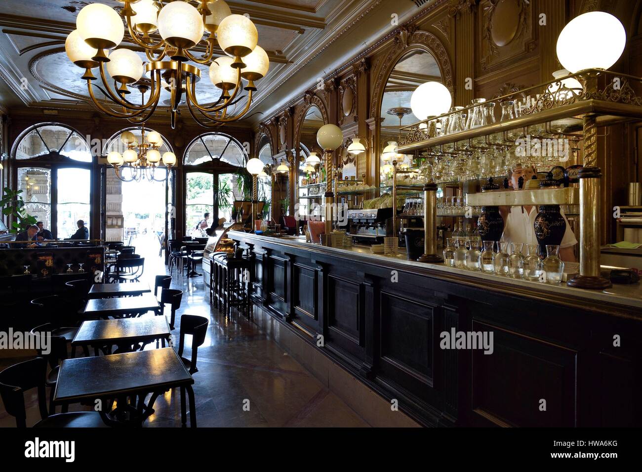 La France, Charente-Maritime, La Rochelle, le café de la paix créé en ...
