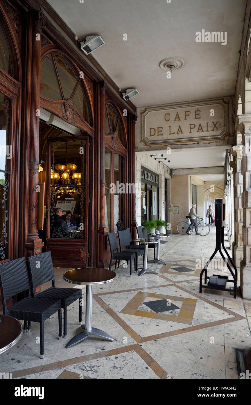 Cafe la rochelle charente maritime Banque de photographies et d’images ...