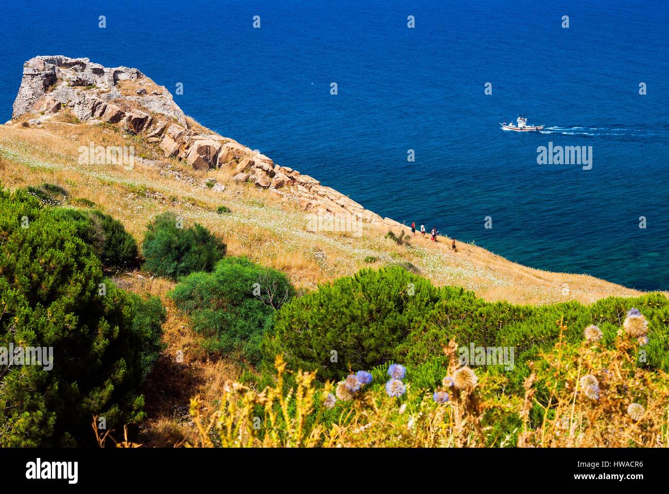 Genoese castle tabarka tunisia Banque de photographies et d’images à ...
