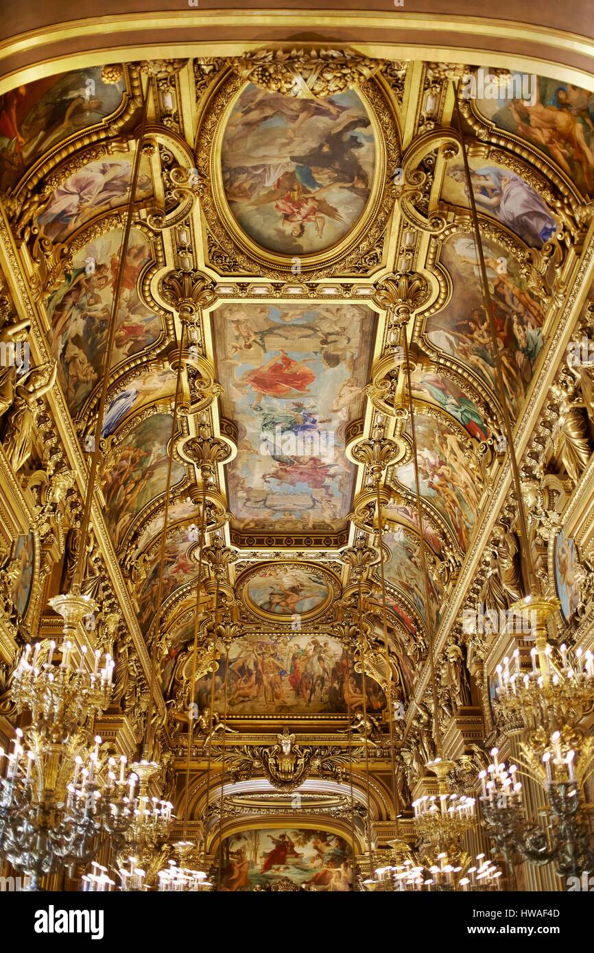 France, Paris, l'Opéra Garnier, le Grand Foyer plafond, décoré par Paul ...