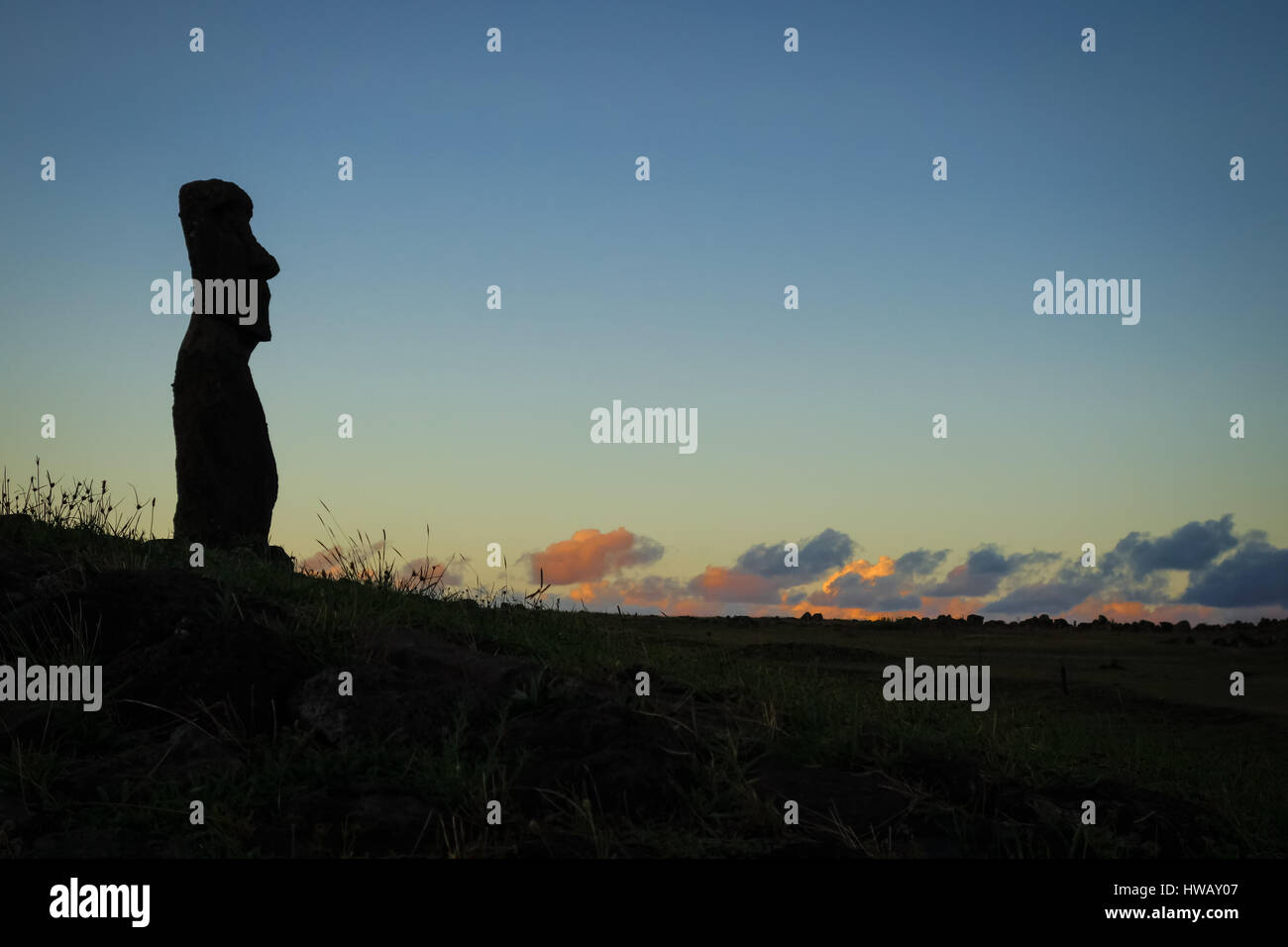 Ahu akapu Banque de photographies et d’images à haute résolution - Alamy