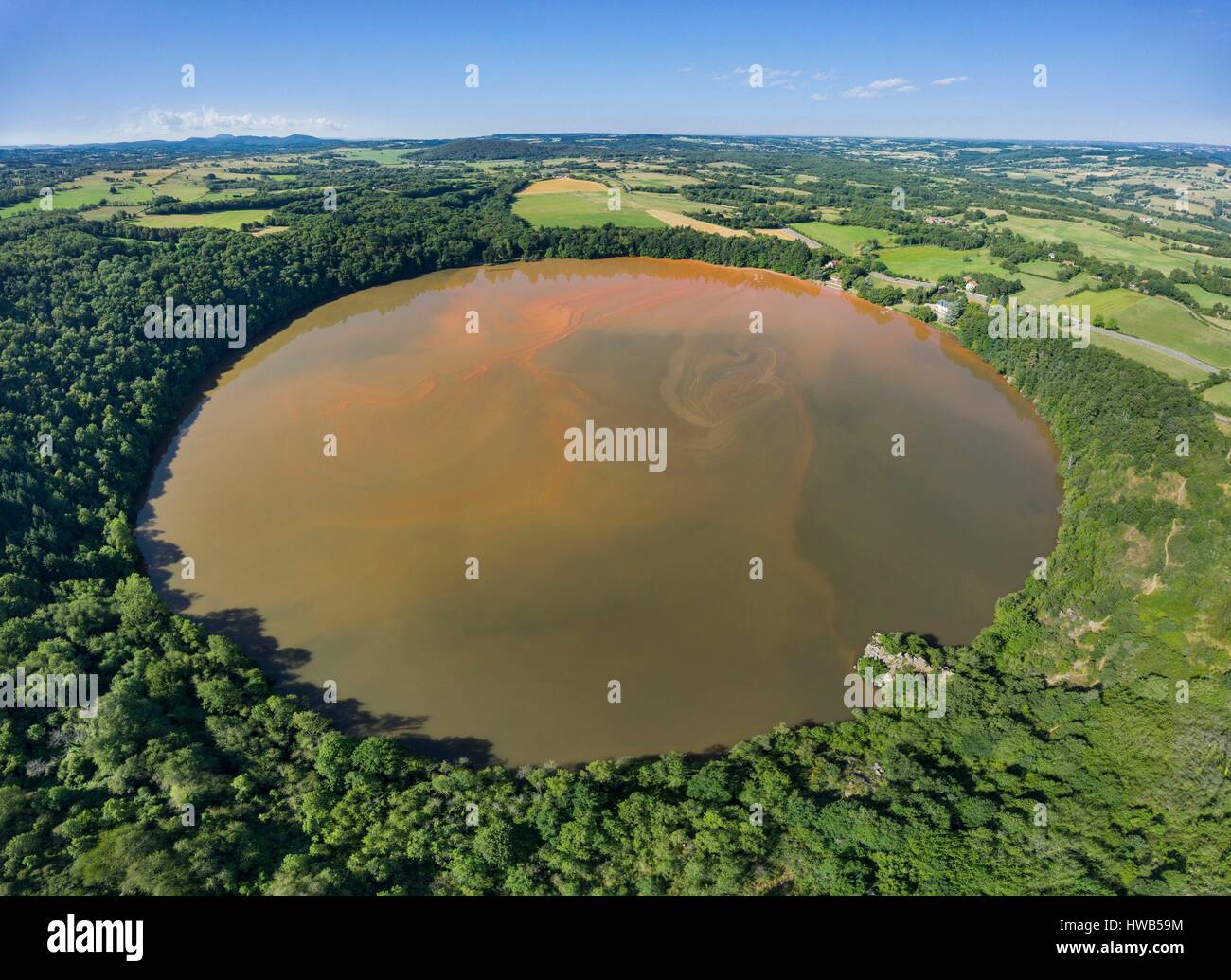 France, Puy de Dome, charbonnières les vieilles, Gour de Tazenat, maar ...