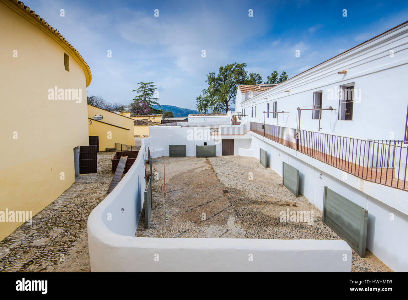 Arènes de Ronda, une des plus anciennes et des plus célèbre arène de ...