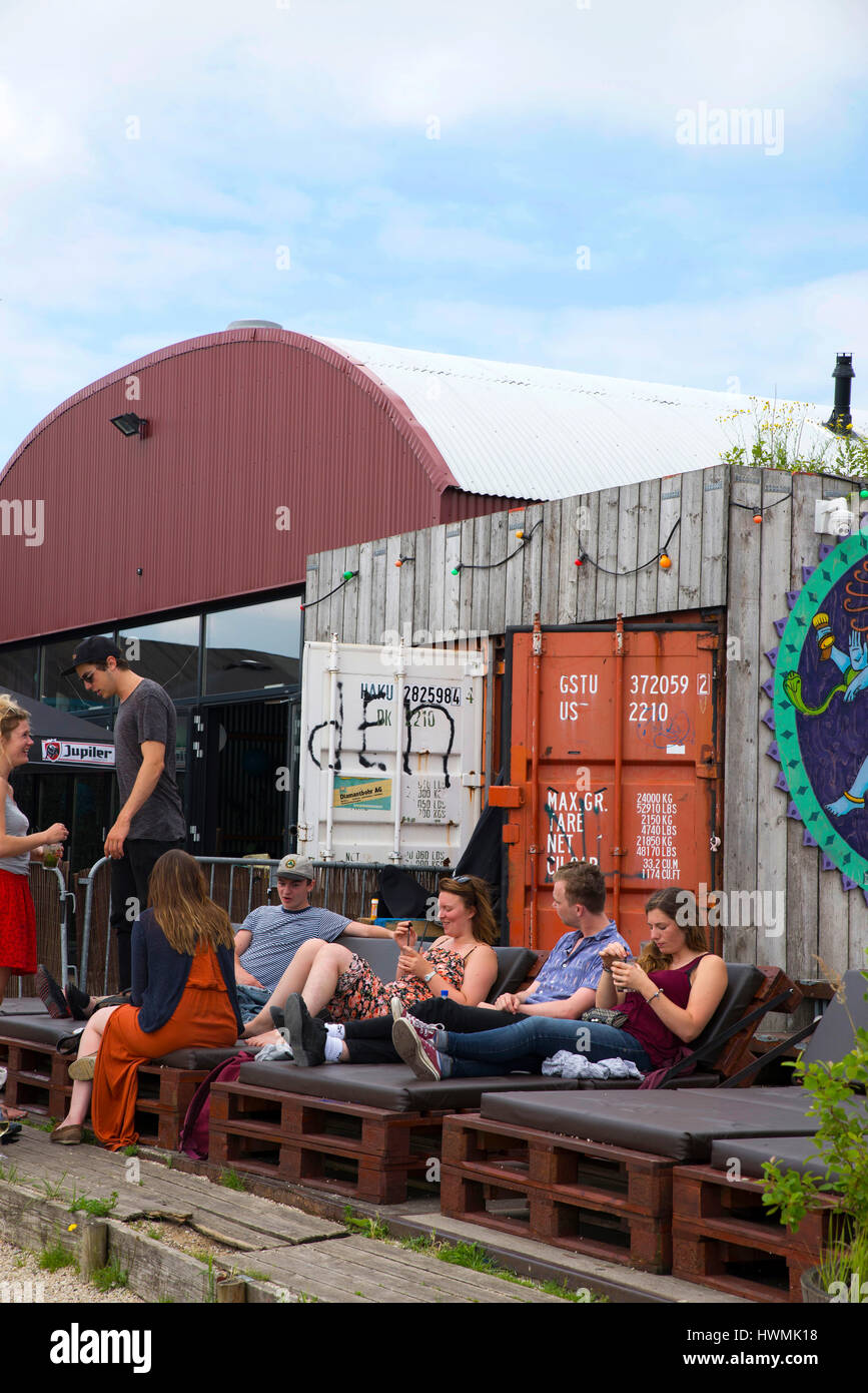 Pllek bar Banque de photographies et d’images à haute résolution - Alamy