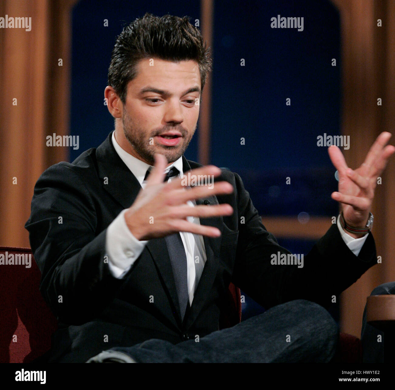 Dominic Cooper acteur lors d'un segment de la 'Late Late Show avec ...