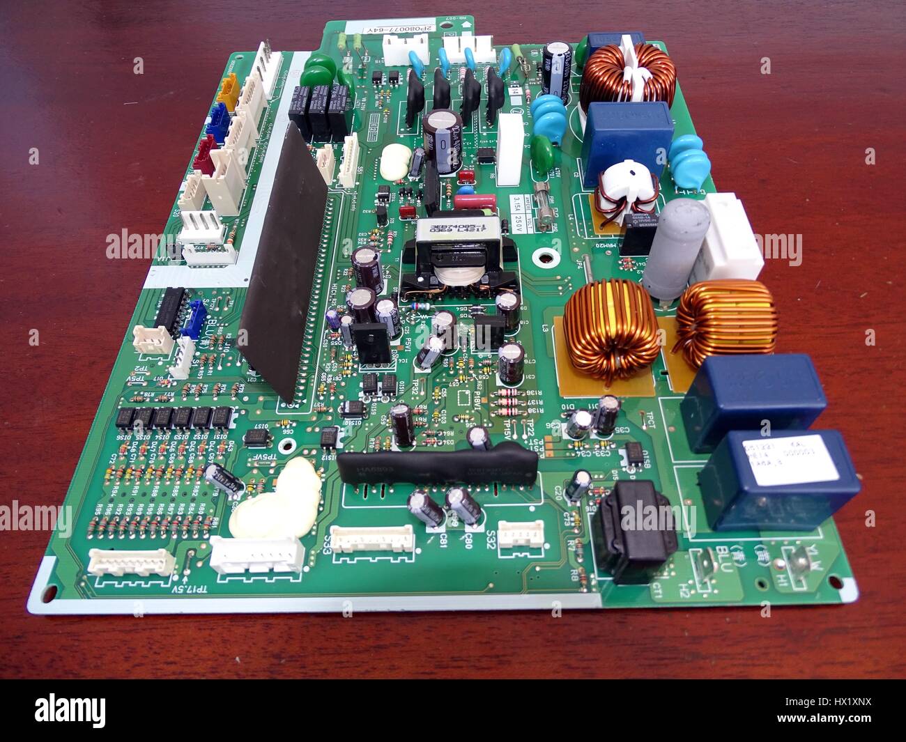 Composants de la carte de circuit Banque de photographies et d’images à haute résolution - Alamy