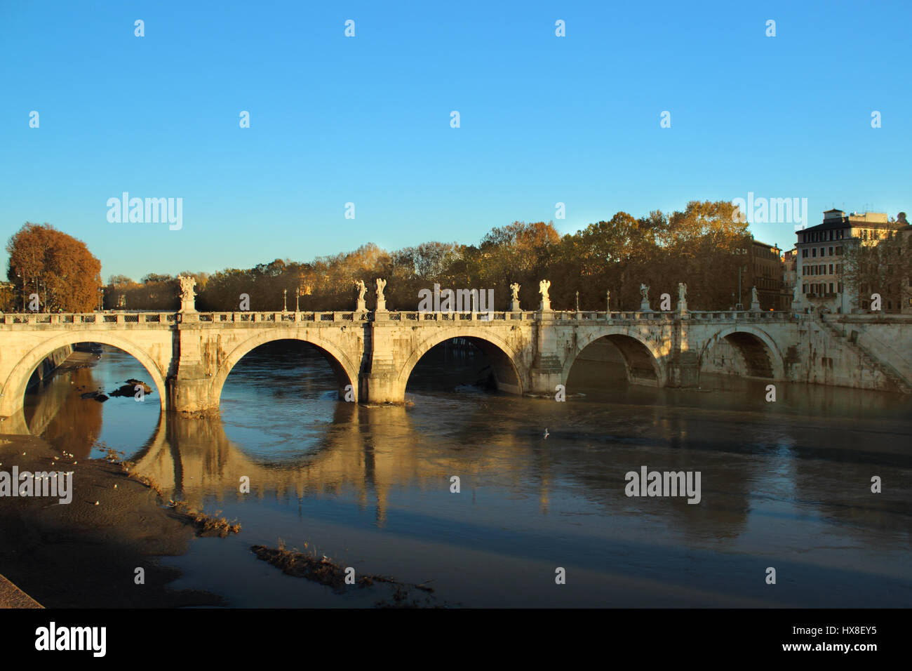 Ponts anciens Banque de photographies et d’images à haute résolution ...