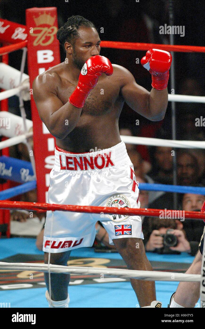 Lennox lewis Banque de photographies et d’images à haute résolution - Alamy