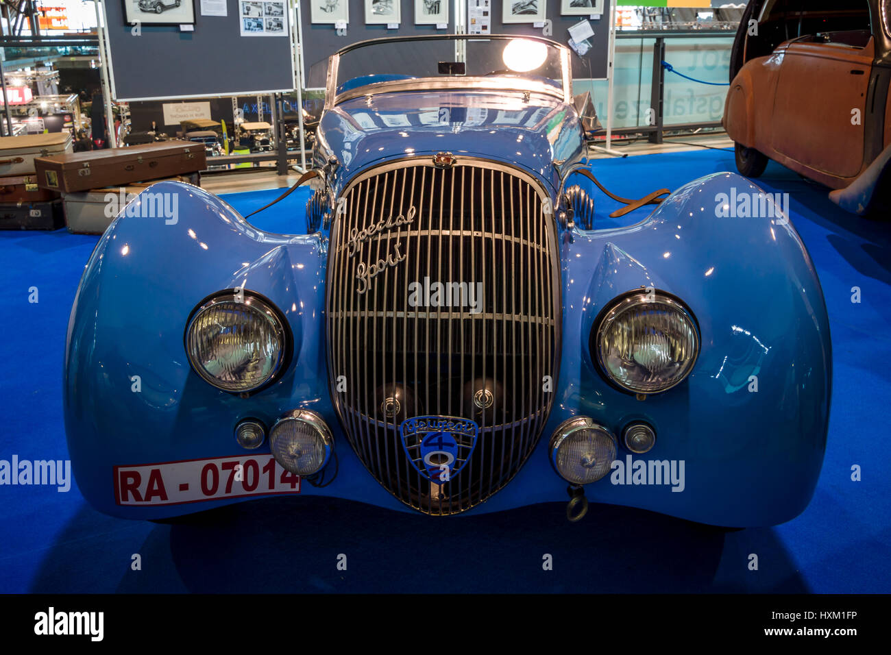 Peugeot 402 darl'mat sport Banque de photographies et d’images à haute ...