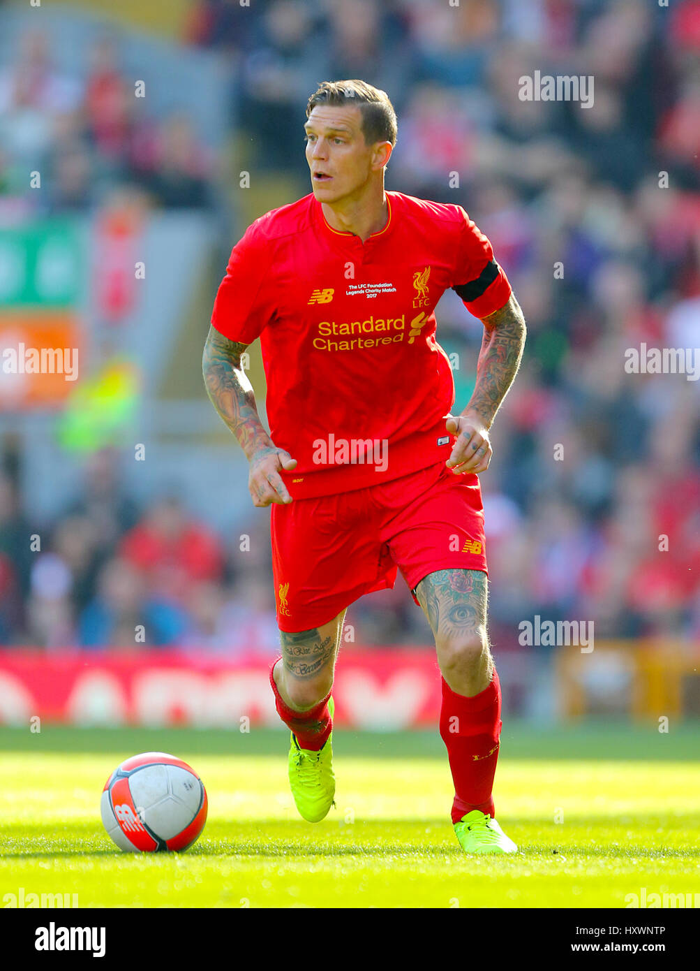Liverpool legends contre real madrid legends Banque de photographies et ...