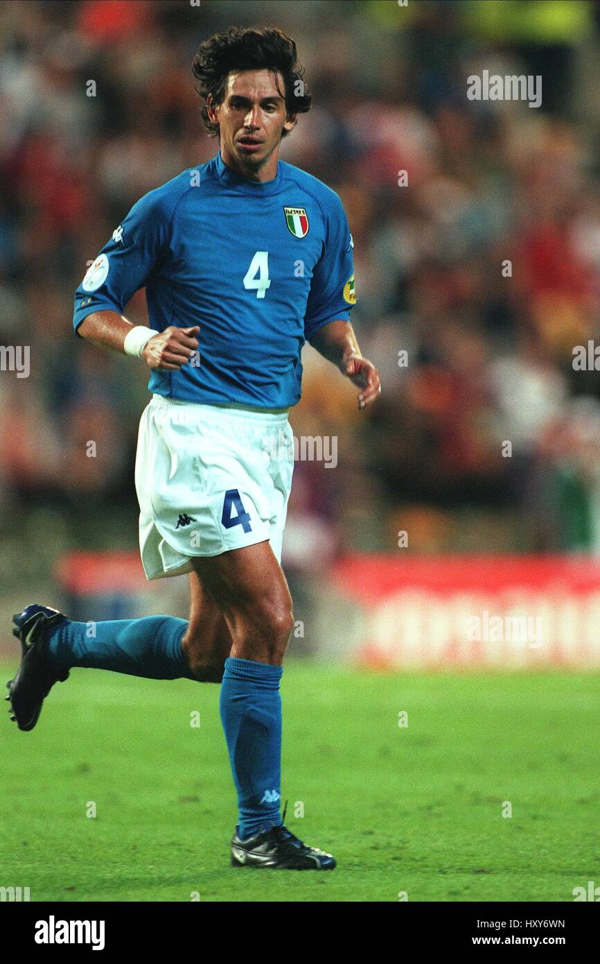 Demetrio albertini ac milan Banque de photographies et d’images à haute ...