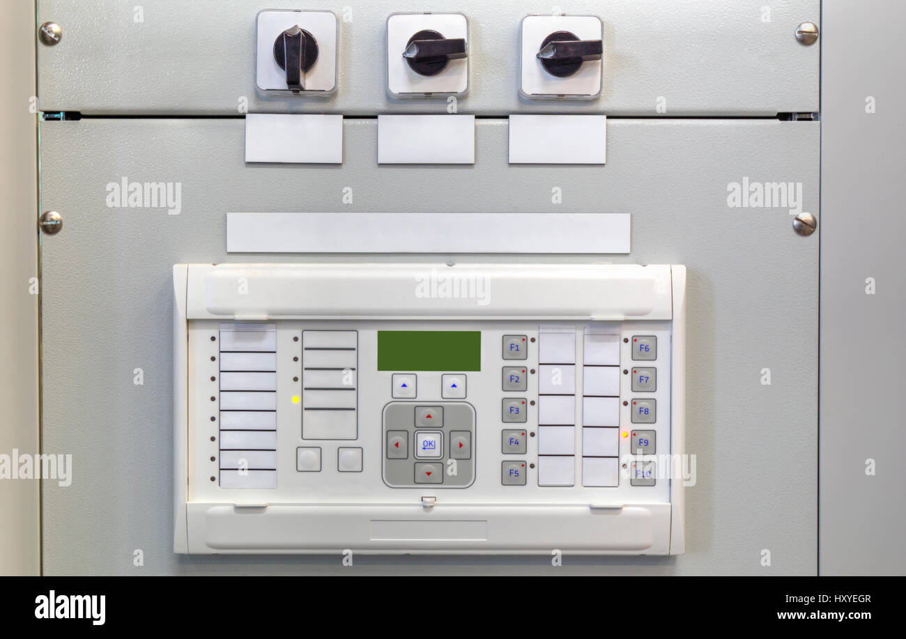 Electrical relay Banque de photographies et d’images à haute résolution - Alamy