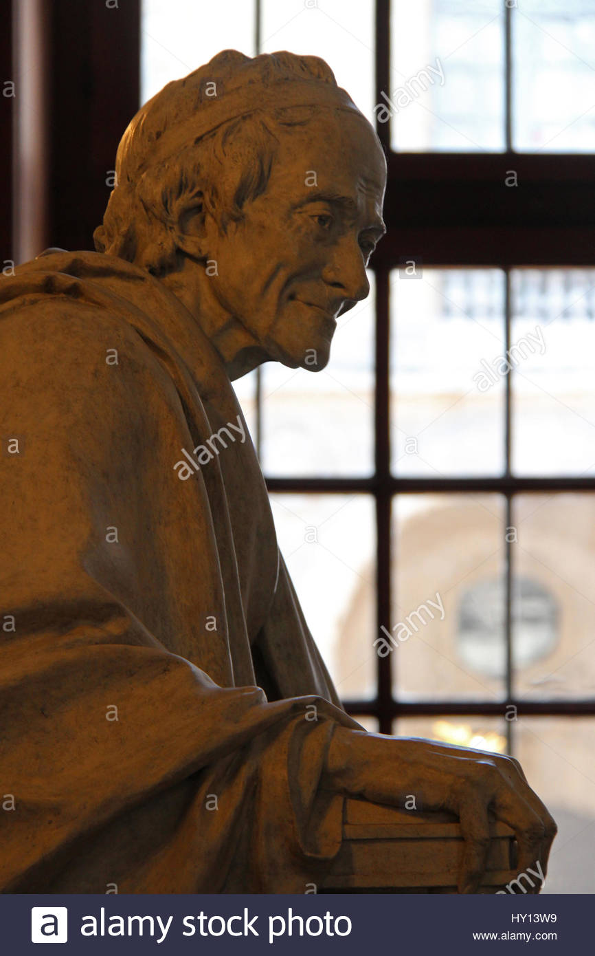 Statue Of Voltaire Photos & Statue Of Voltaire Images - Alamy