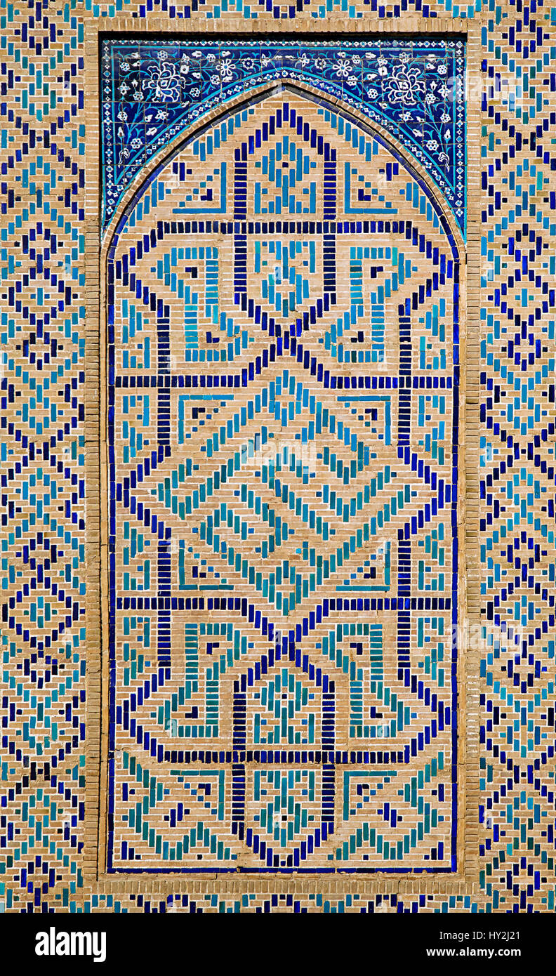 L'ancienne mosaïque sur le mur d'une mosquée, l'Ouzbékistan Photo Stock ...