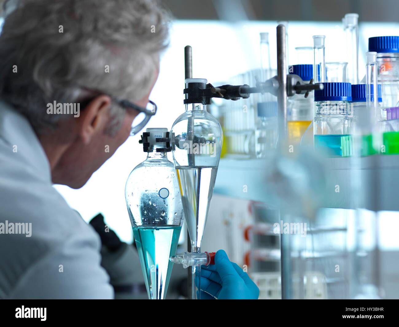 Expérience Chimique Banque d'image et photos - Alamy