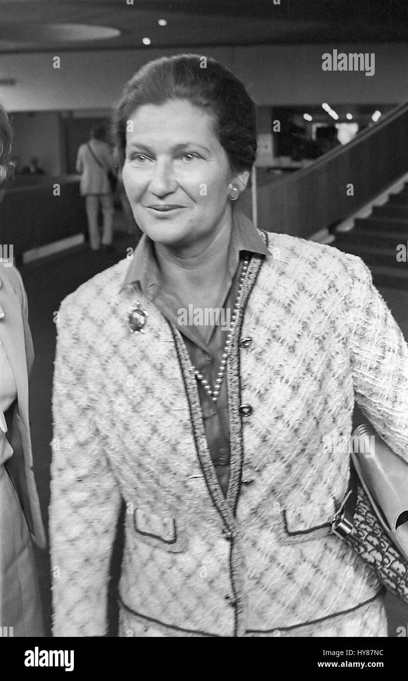 Simone veil Banque de photographies et d’images à haute résolution - Alamy