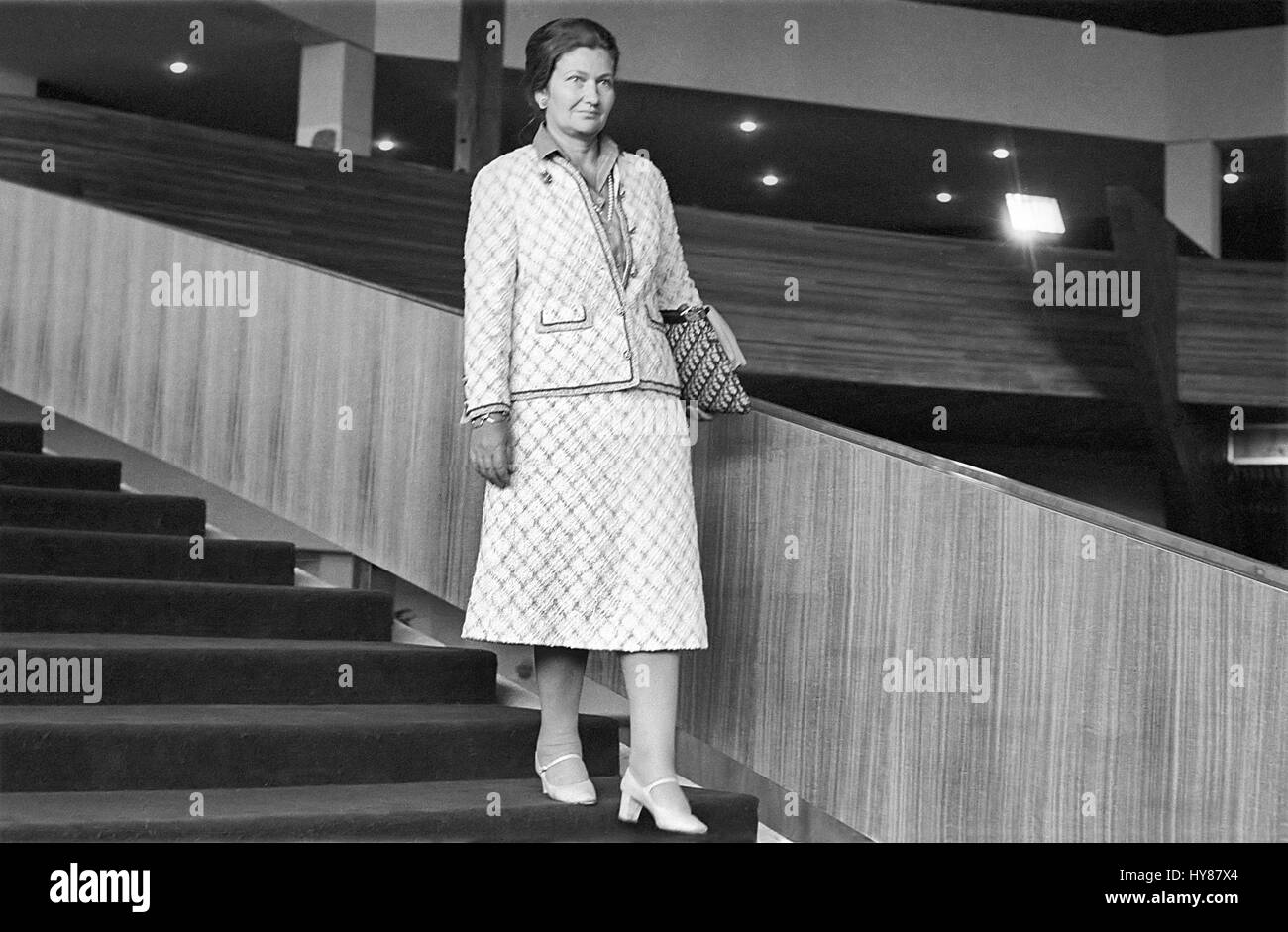 Simone veil Banque de photographies et d’images à haute résolution - Alamy