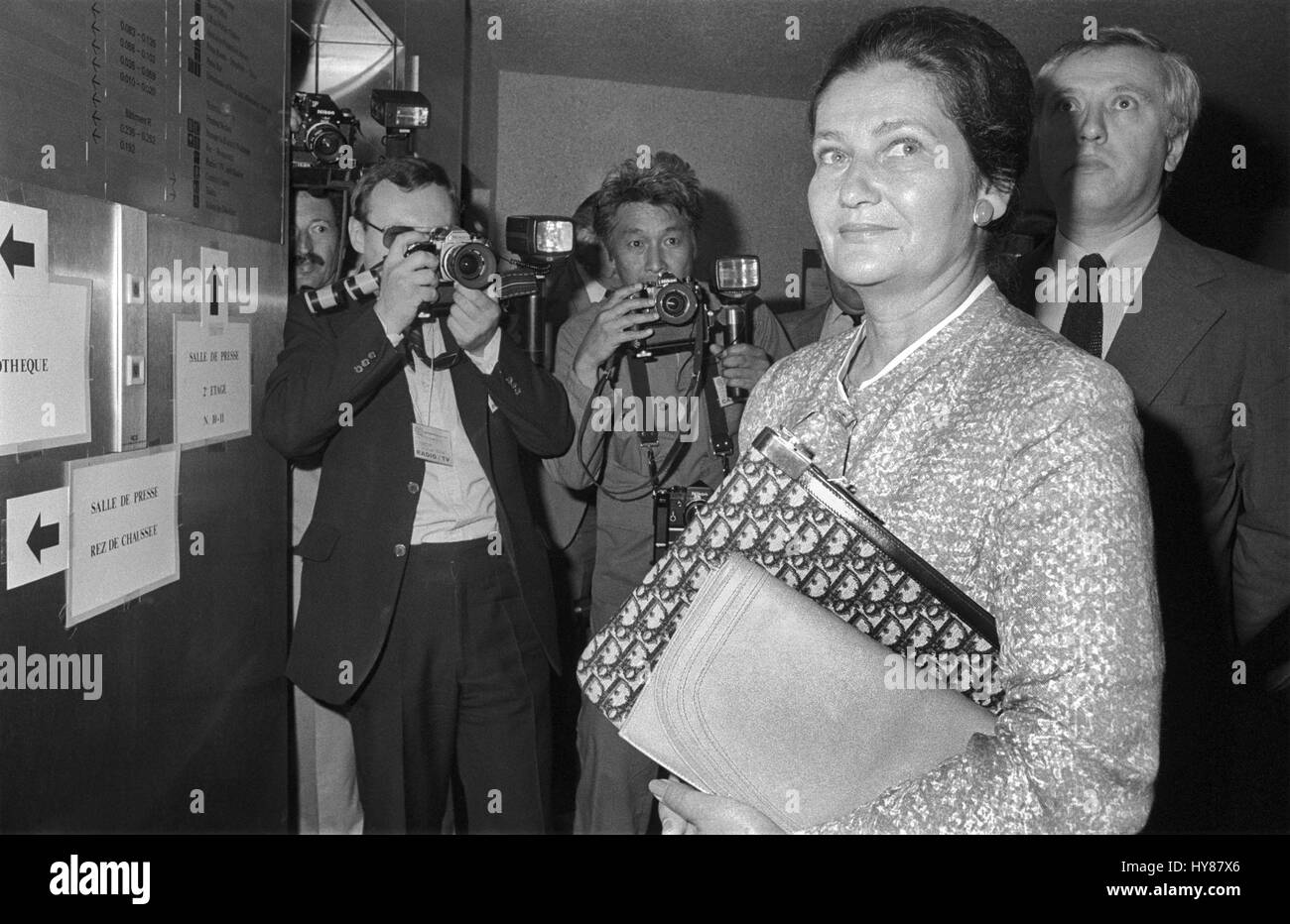 Simone veil portrait Banque de photographies et d’images à haute résolution - Alamy
