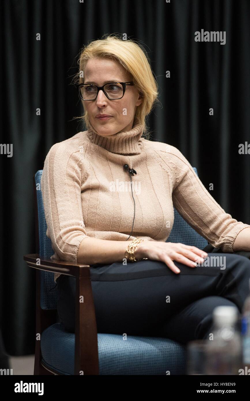 Gillian anderson Banque de photographies et d’images à haute résolution ...