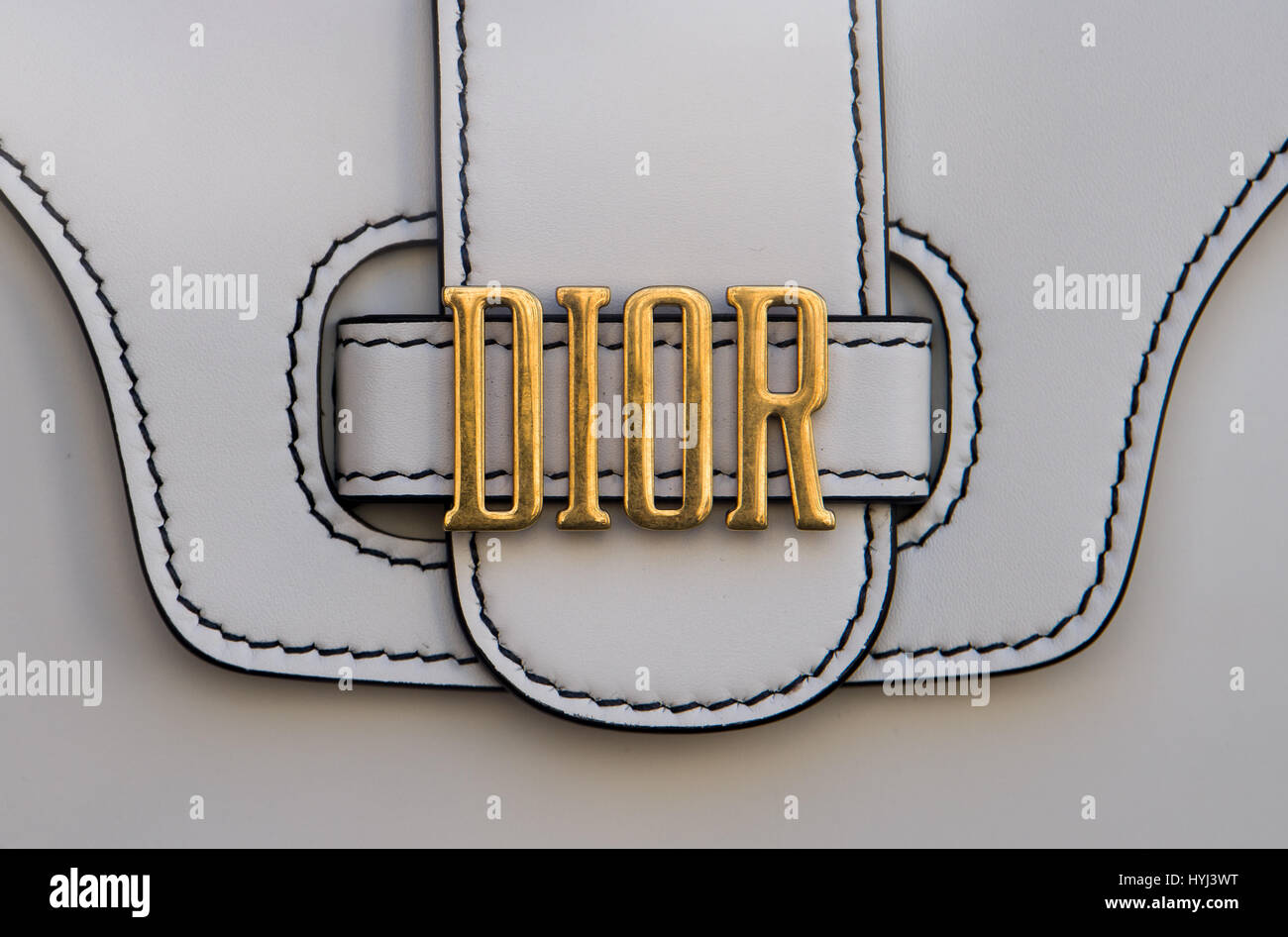 Dior logo Banque de photographies et d’images à haute résolution - Alamy