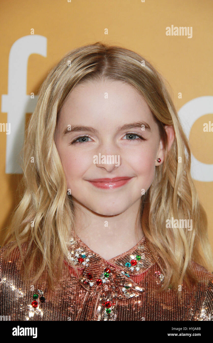 Mckenna grace gifted Banque de photographies et d’images à haute ...