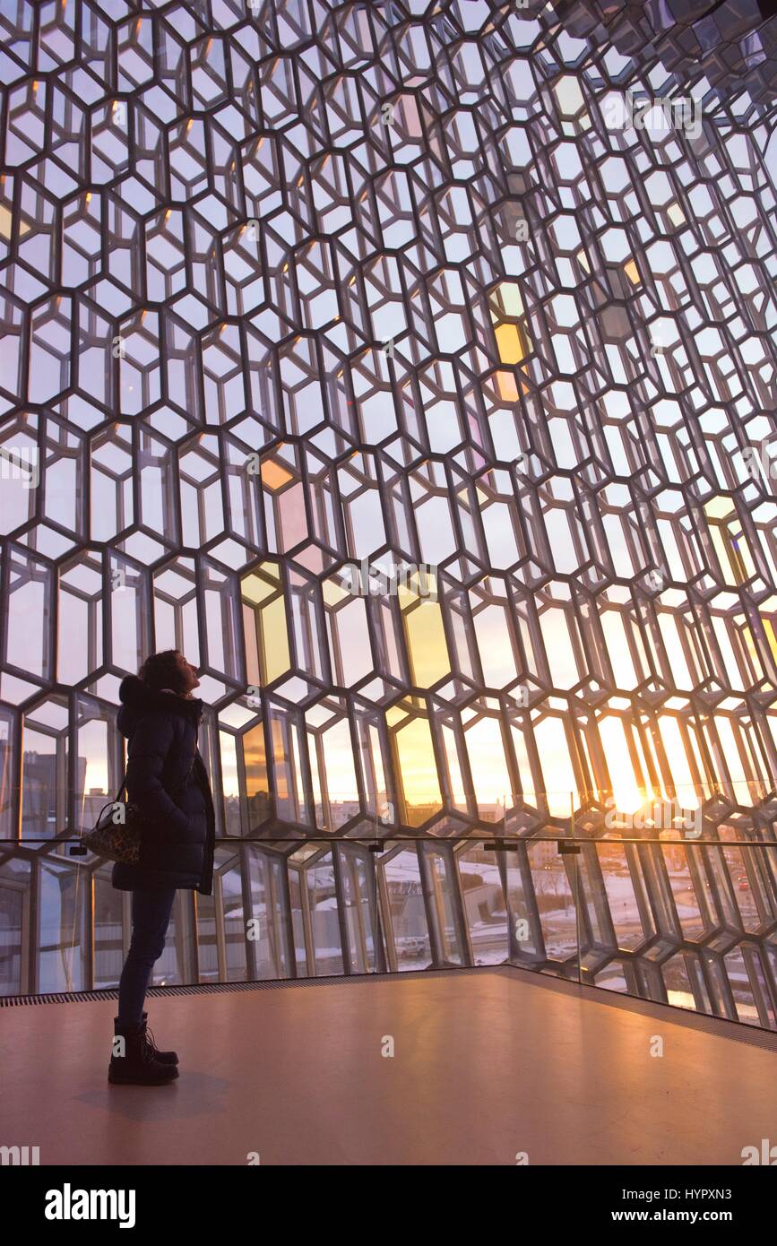 Opera house icelandic opera reykjavik Banque de photographies et d ...