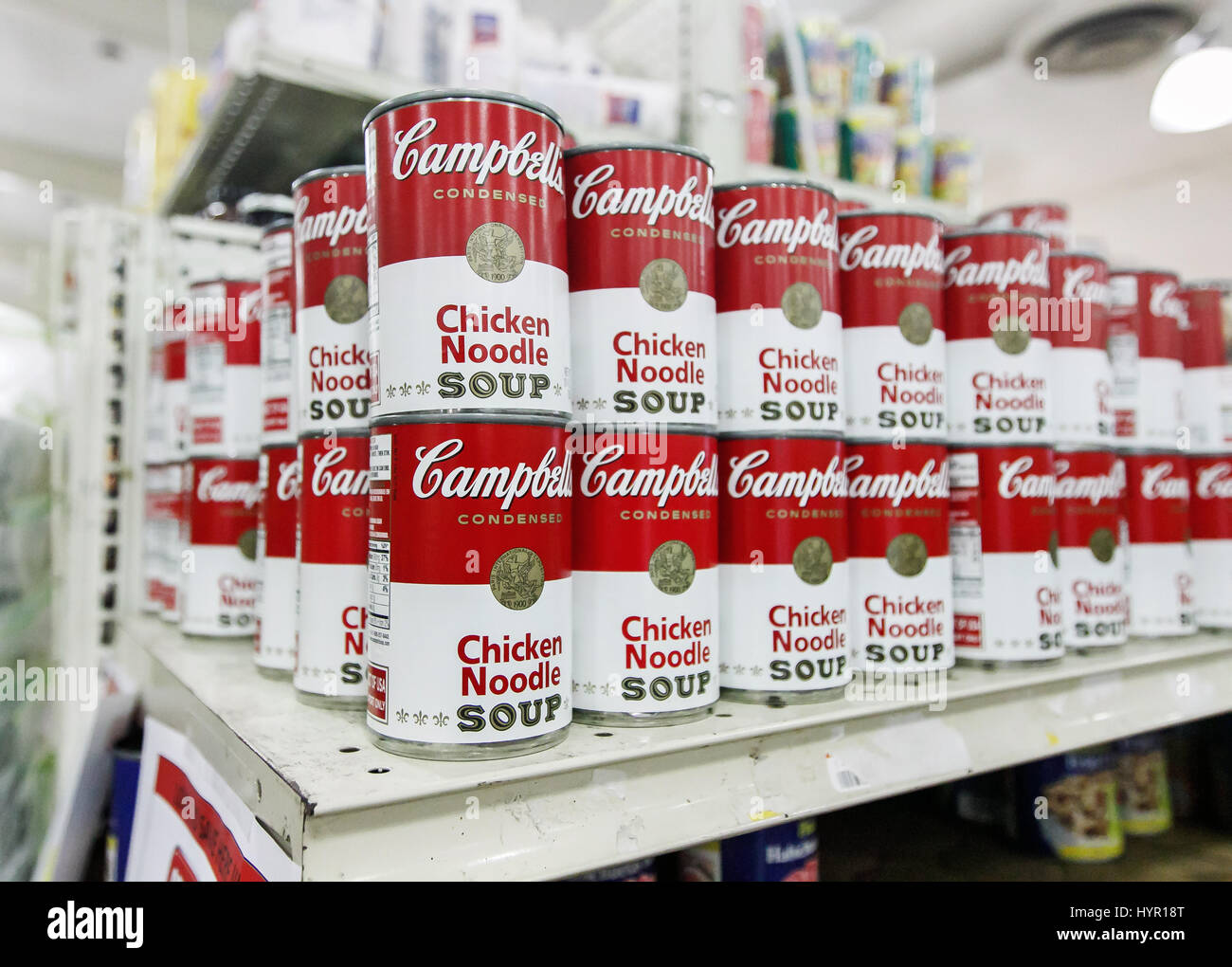 Campbells soup cans Banque de photographies et d’images à haute ...