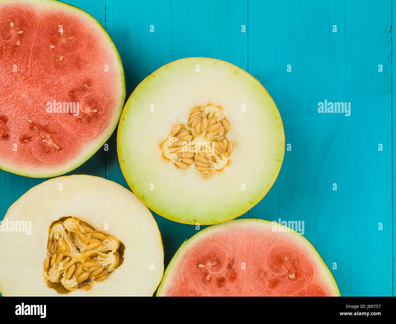 Baby melone Banque de photographies et d’images à haute résolution - Alamy