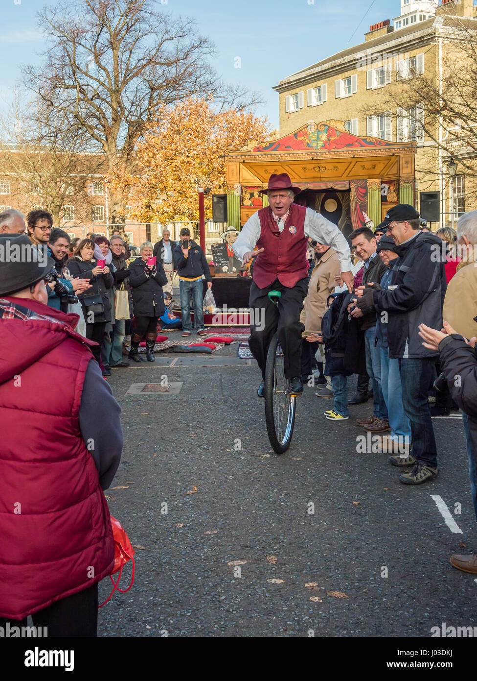 Victorian unicycle Banque de photographies et d’images à haute ...