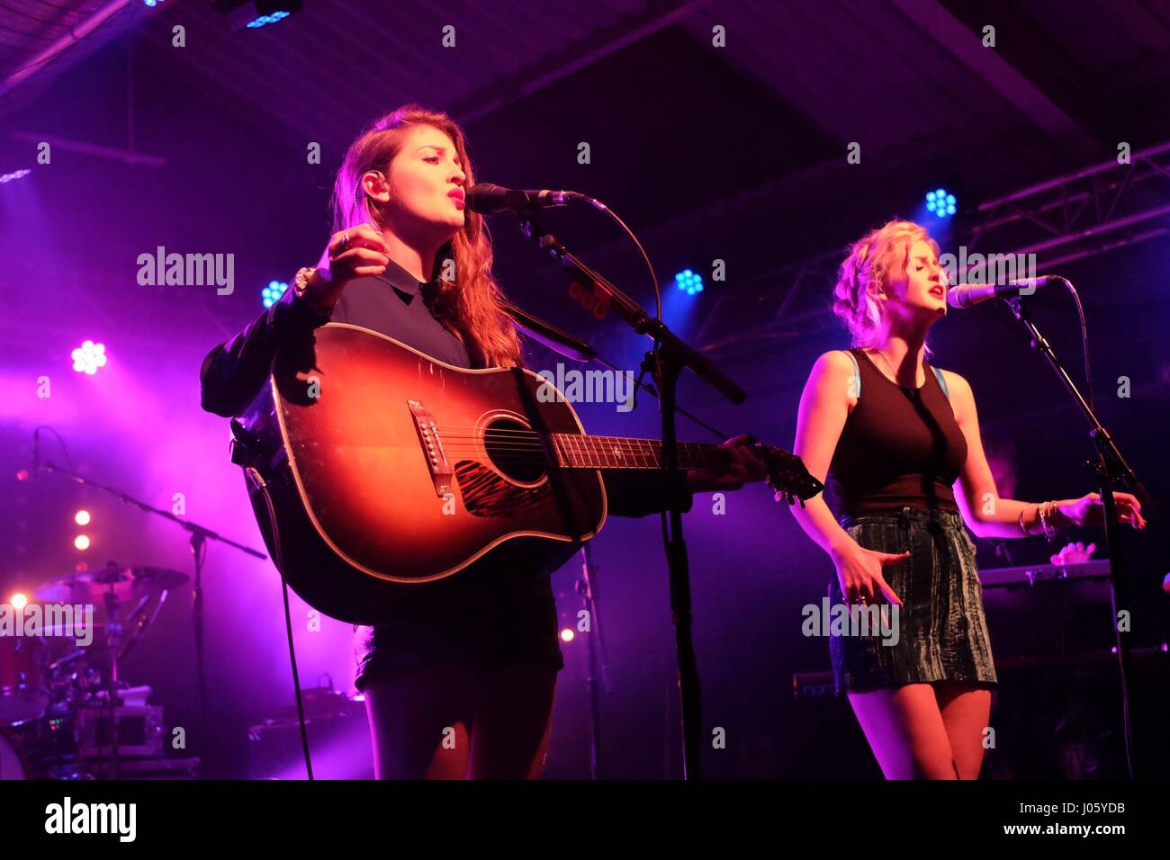 Lizzy ward thomas Banque de photographies et d’images à haute ...