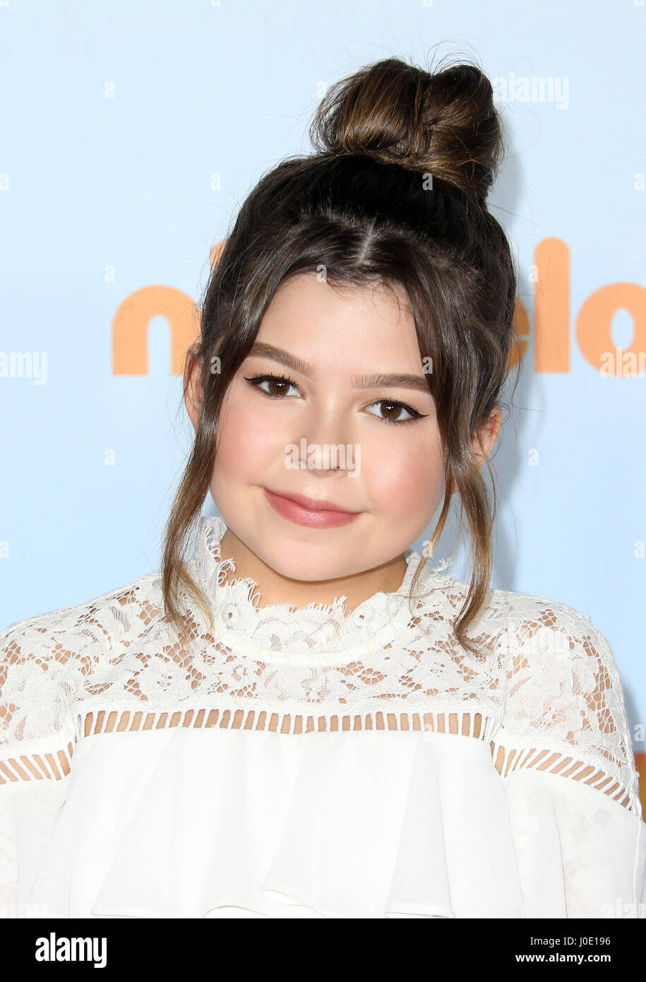 Nickelodeons 2017 kids choice awards arrivals addison riecke los ...