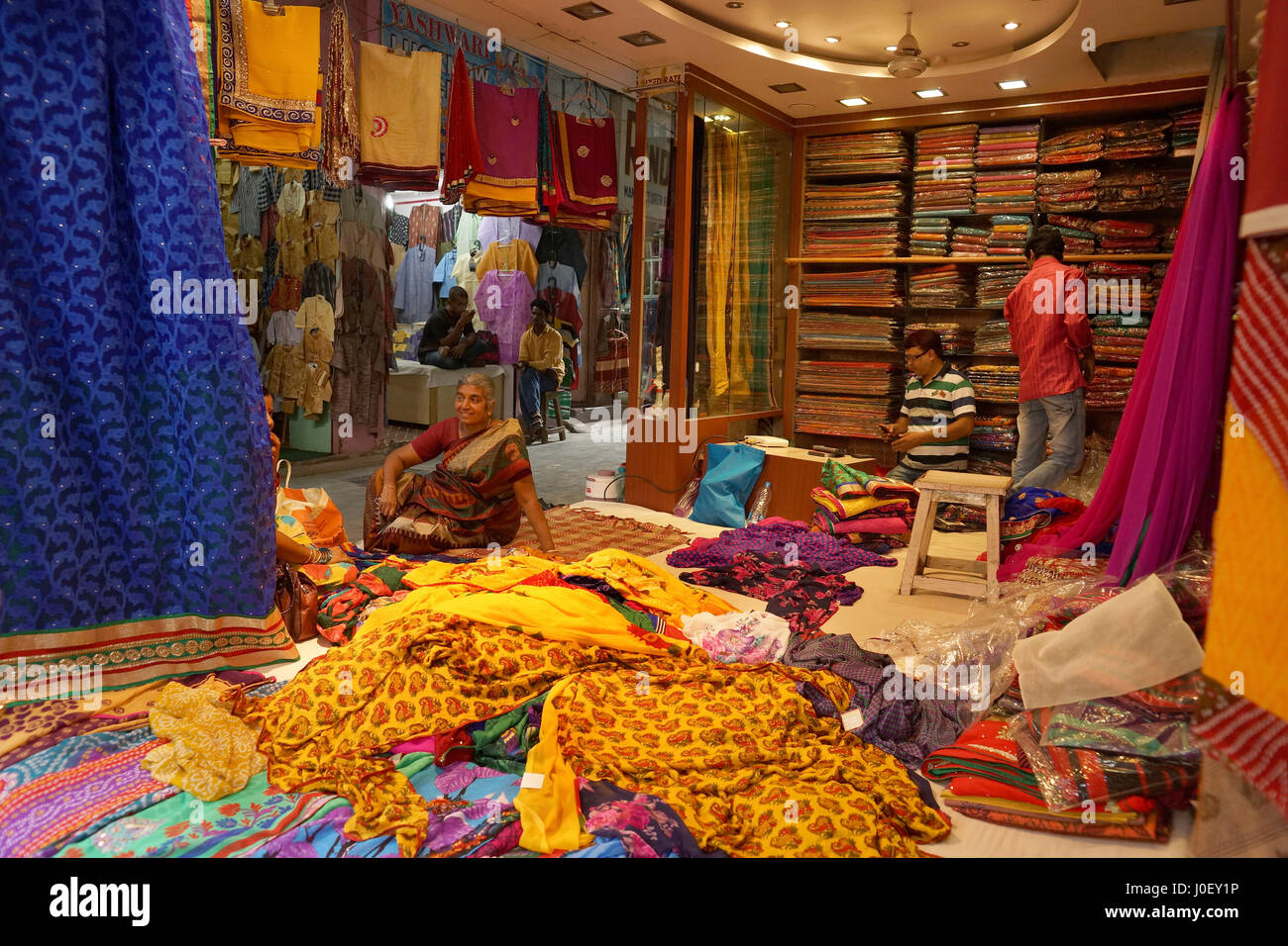 Saree Shop Banque d'image et photos - Alamy