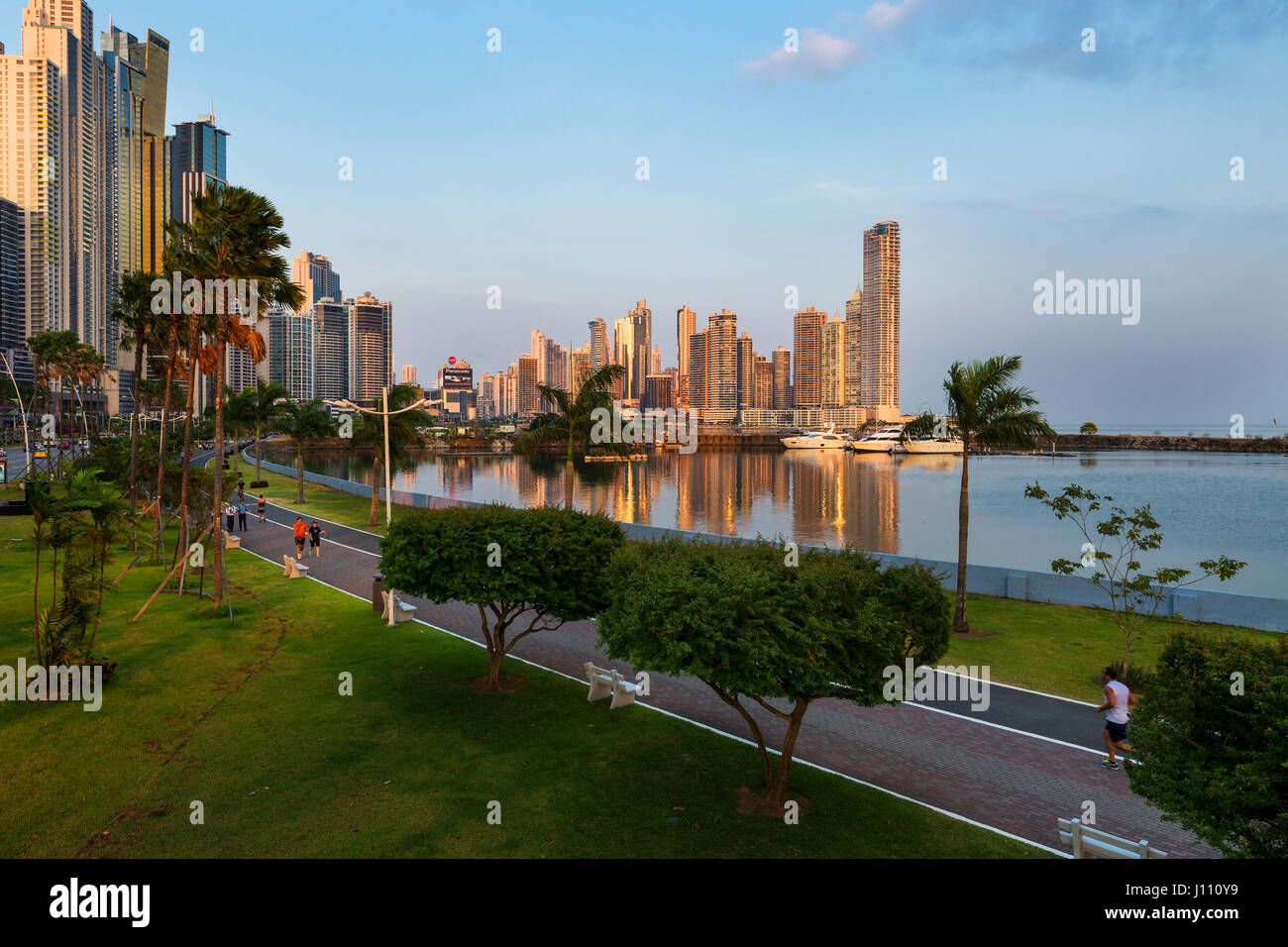 La ville de Panama, Panama - Mars 18, 2014 : vue sur le centre-ville de ...