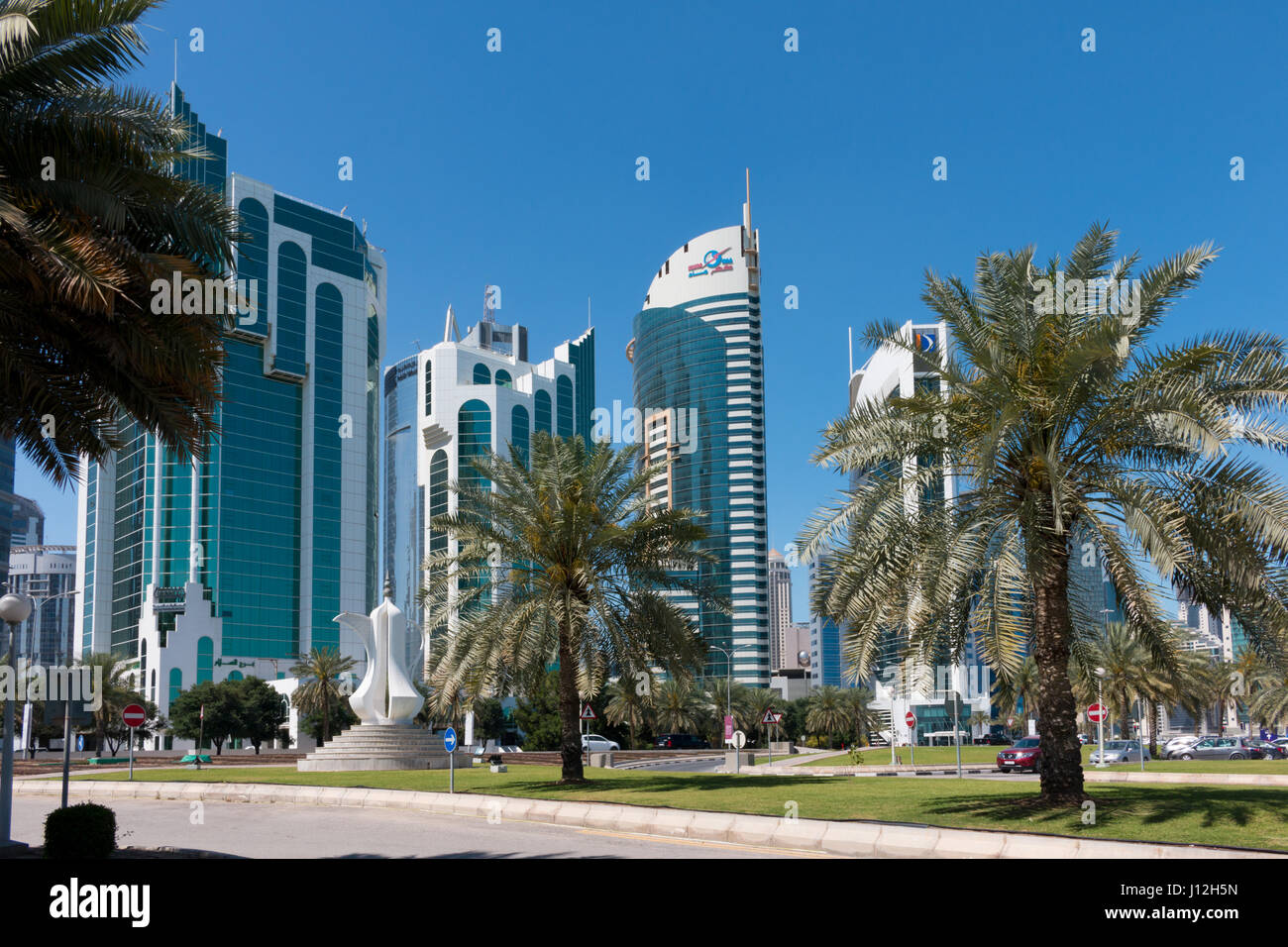 Centre ville de doha Banque de photographies et d’images à haute ...