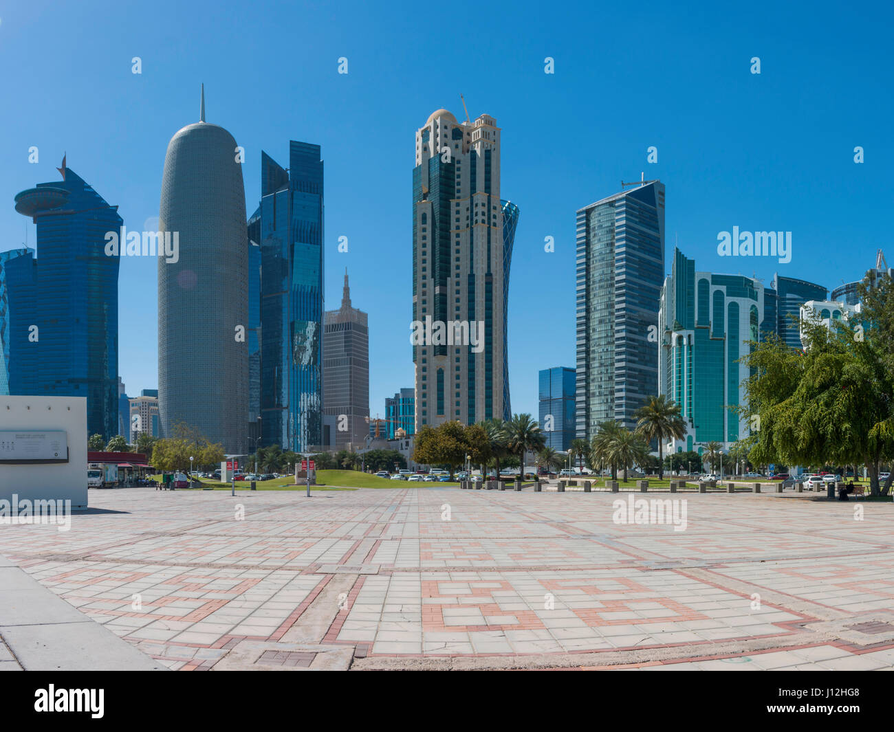 Centre ville de doha Banque de photographies et d’images à haute ...