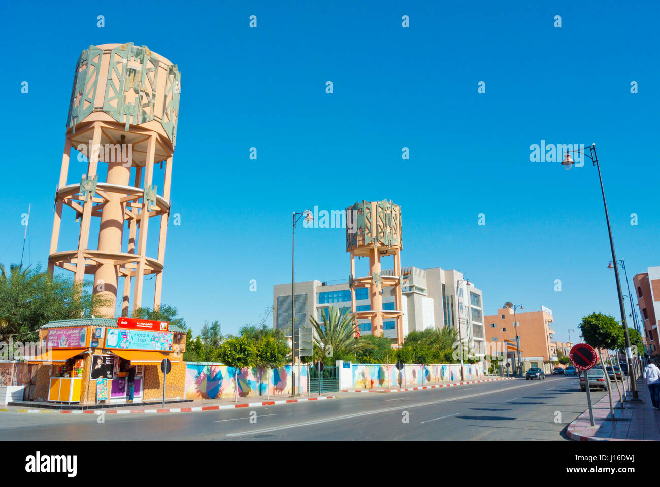 Avenue de la Mecque, Laâyoune, El Aioun, Sahara occidental, administré ...