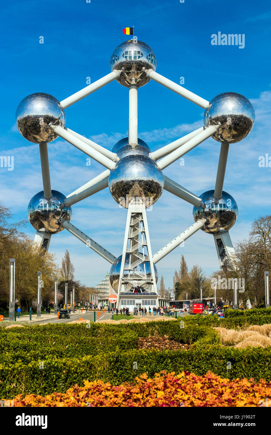 Brussels Atomium Photos & Brussels Atomium Images - Alamy