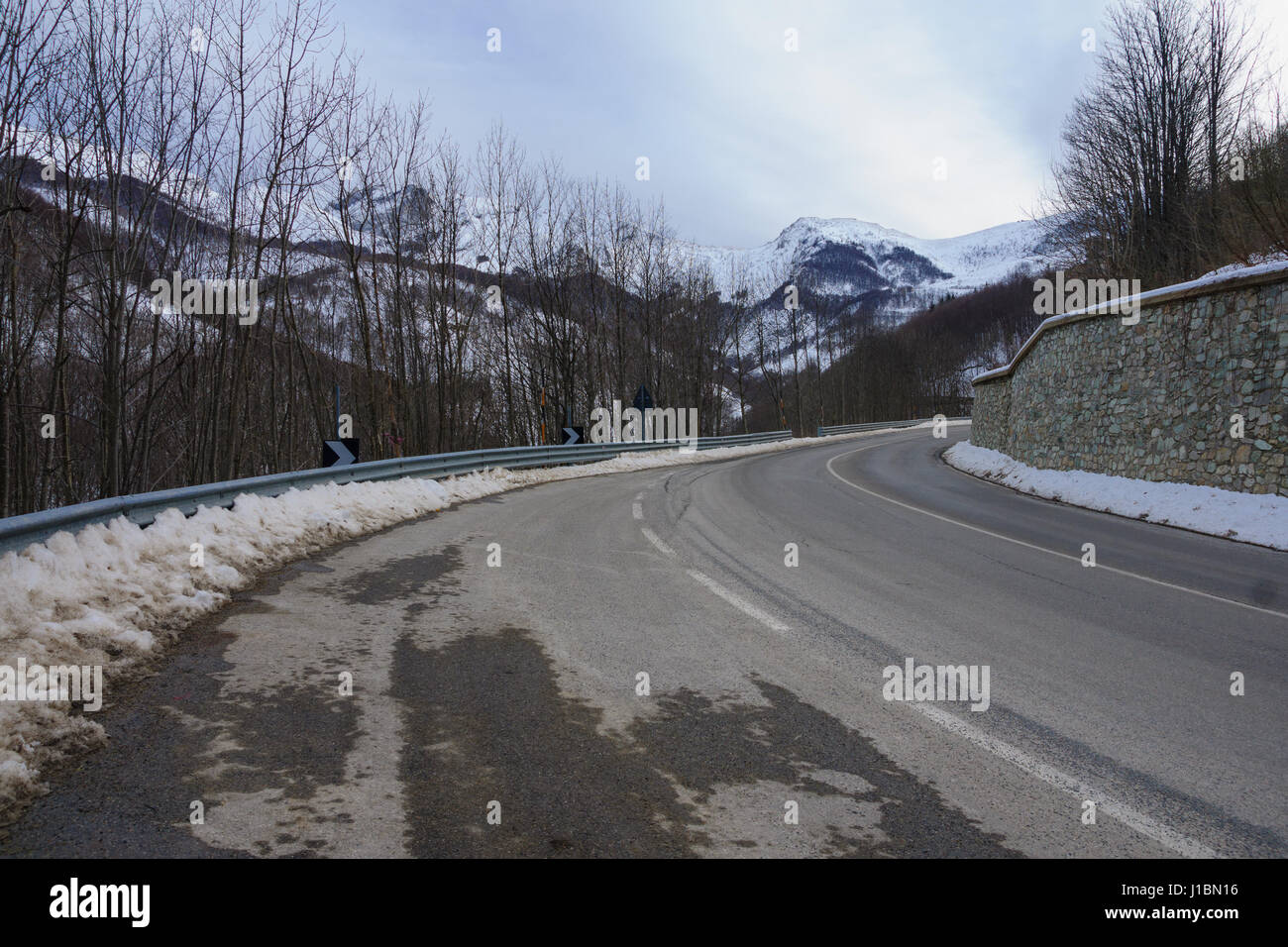 Col De Tende Banque d'image et photos - Alamy