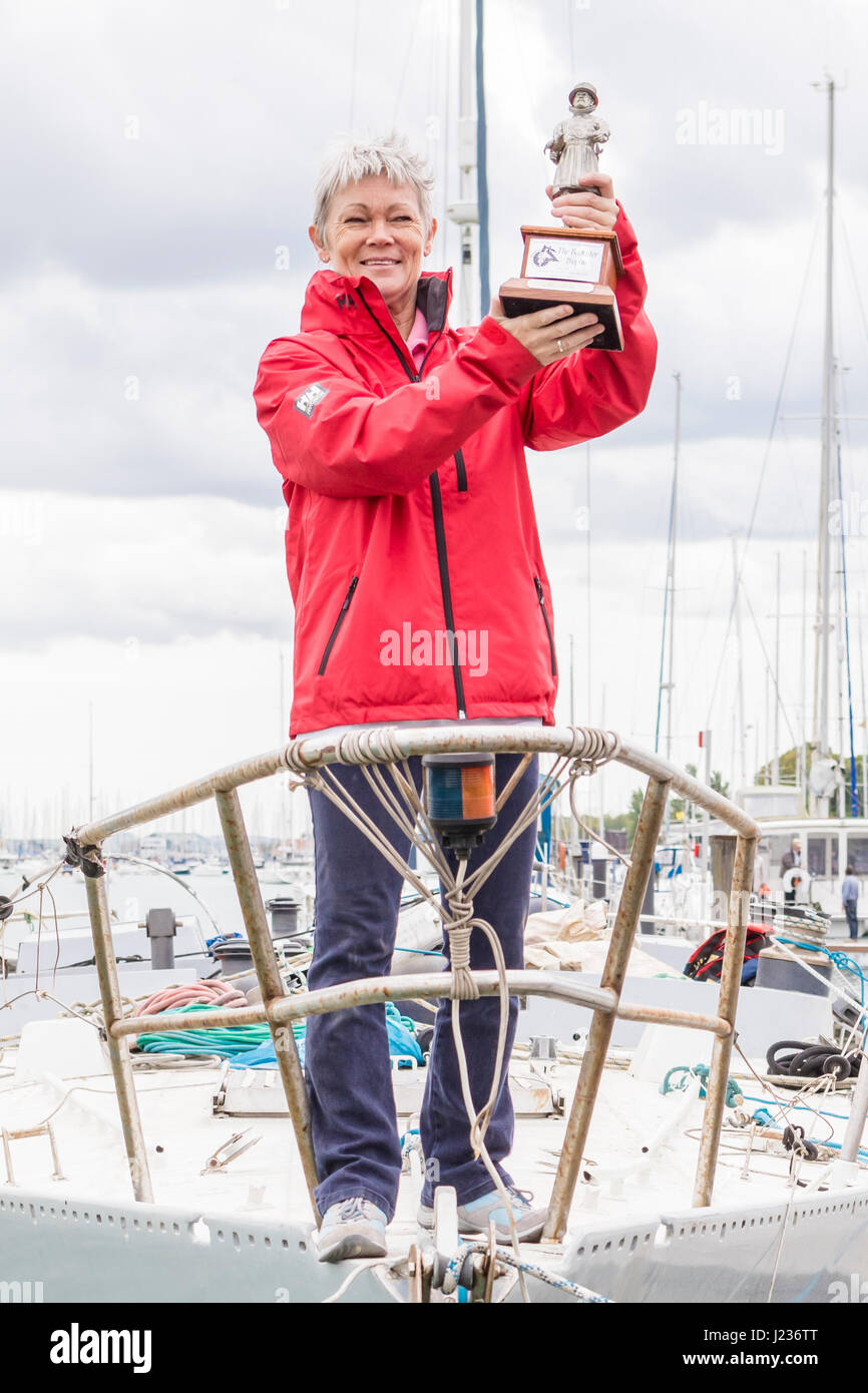 Maiden voile tracy edwards whitbread autour du monde yacht de ...